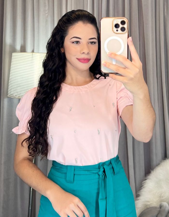 BLUSA C/APLICAÇÃO EM STRASS | Loja